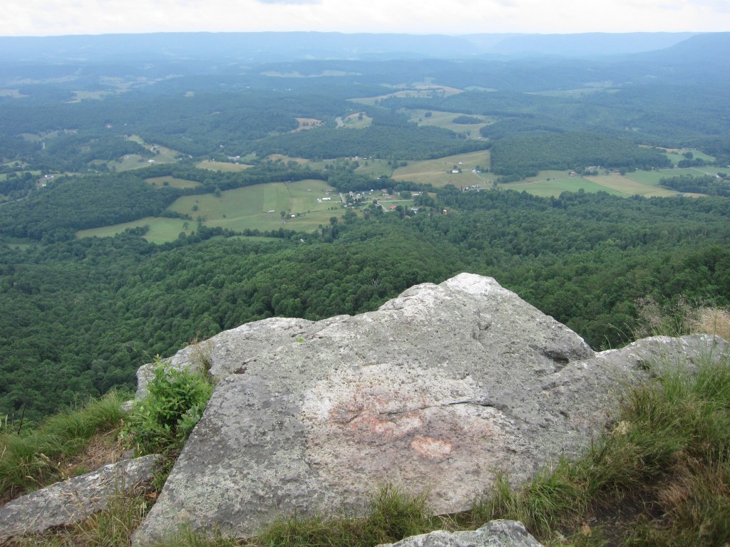 Angels Rest Overlook – AT Day Hike, Camping – Pearisburg, VA – Two ...